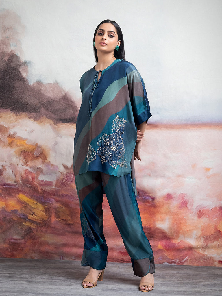 Geometric Flora – Naariti